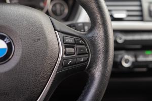 Pelēks BMW 318 2018 Rīga, ar dzinēja tilpumu 2.00 L un nobraukumu 278 tūkst. km par 10550 €, foto 18 vietnē AUTOMOTO.COM.LV