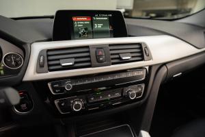 Pelēks BMW 318 2018 Rīga, ar dzinēja tilpumu 2.00 L un nobraukumu 278 tūkst. km par 10550 €, foto 20 vietnē AUTOMOTO.COM.LV