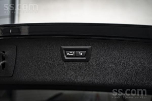 Pelēks BMW 318 2018 Rīga, ar dzinēja tilpumu 2.00 L un nobraukumu 266 tūkst. km par 13250 €, foto 10 vietnē AUTOMOTO.COM.LV