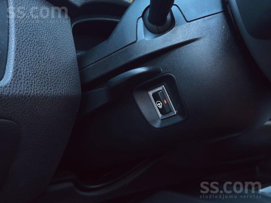 Pelēks BMW 318 2019 Rīga, ar dzinēja tilpumu 1.50 L un nobraukumu 177 tūkst. km par 17490 €, foto 16 vietnē AUTOMOTO.COM.LV