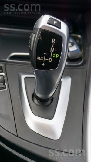 Pelēks BMW 318 2019 Rīga, ar dzinēja tilpumu 1.50 L un nobraukumu 186 tūkst. km par 13990 €, foto 19 vietnē AUTOMOTO.COM.LV