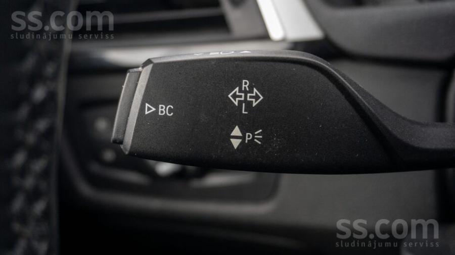 Pelēks BMW 318 2019 Rīga, ar dzinēja tilpumu 1.50 L un nobraukumu 186 tūkst. km par 13990 €, foto 25 vietnē AUTOMOTO.COM.LV