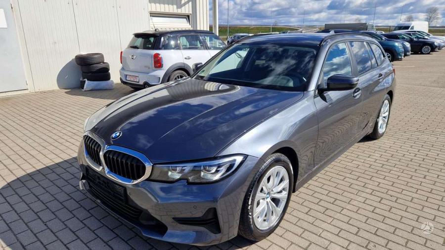 Grey BMW 318 2020 in Marijampole, with an engine capacity of 2.00 L and mileage of 160 thousand km for 15729 €, photo 1 on AUTOMOTO.COM.LV