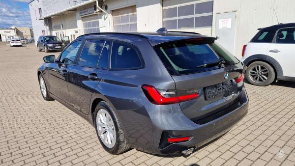 Grey BMW 318 2020 in Marijampole, with an engine capacity of 2.00 L and mileage of 160 thousand km for 15729 €, photo 4 on AUTOMOTO.COM.LV
