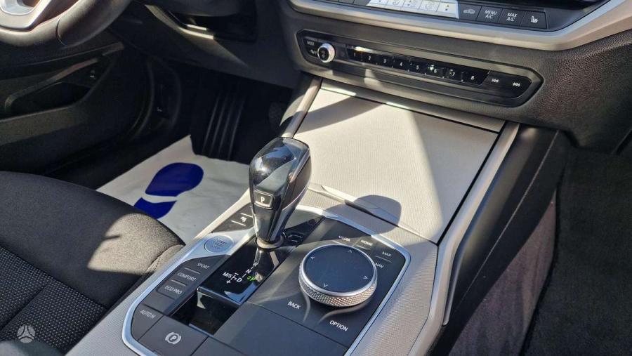 Grey BMW 318 2020 in Marijampole, with an engine capacity of 2.00 L and mileage of 160 thousand km for 15729 €, photo 13 on AUTOMOTO.COM.LV
