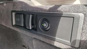 Grey BMW 318 2020 in Marijampole, with an engine capacity of 2.00 L and mileage of 160 thousand km for 15729 €, photo 32 on AUTOMOTO.COM.LV