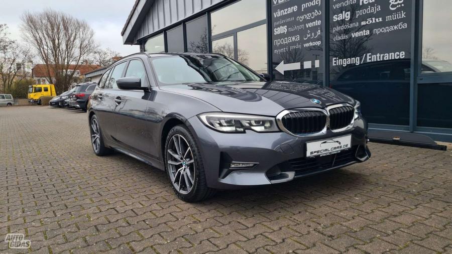 Grey BMW 318 2021 in Kaunas, with an engine capacity of 2.00 L and mileage of 98 thousand km for 24830 €, photo 1 on AUTOMOTO.COM.LV