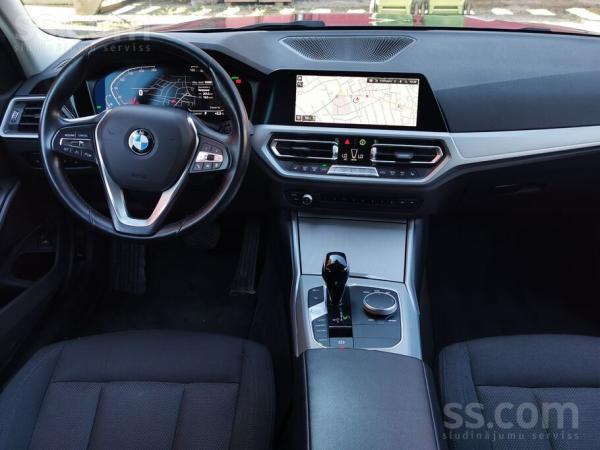 Grey BMW 318 2021 in Bauska, with an engine capacity of 2.00 L and mileage of 189 thousand km for 16500 €, photo 8 on AUTOMOTO.COM.LV