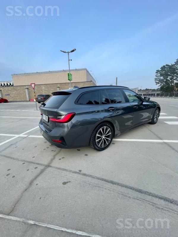 Grey BMW 318 2021 in Cesis, with an engine capacity of 2.00 L and mileage of 185 thousand km for 16300 €, photo 9 on AUTOMOTO.COM.LV