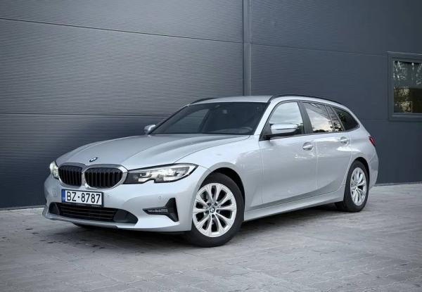 Grey BMW 318 2021 in Riga, with an engine capacity of 2.00 L and mileage of 196 thousand km for 18500 €, photo 1 on AUTOMOTO.COM.LV