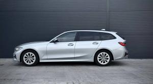 Grey BMW 318 2021 in Riga, with an engine capacity of 2.00 L and mileage of 196 thousand km for 18500 €, photo 3 on AUTOMOTO.COM.LV
