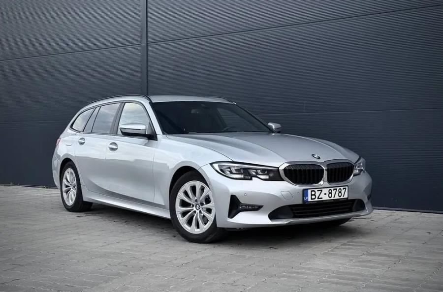 Grey BMW 318 2021 in Riga, with an engine capacity of 2.00 L and mileage of 196 thousand km for 18500 €, photo 5 on AUTOMOTO.COM.LV