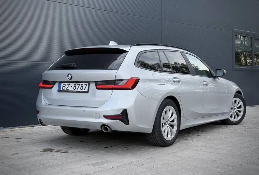 Grey BMW 318 2021 in Riga, with an engine capacity of 2.00 L and mileage of 196 thousand km for 18500 €, photo 7 on AUTOMOTO.COM.LV
