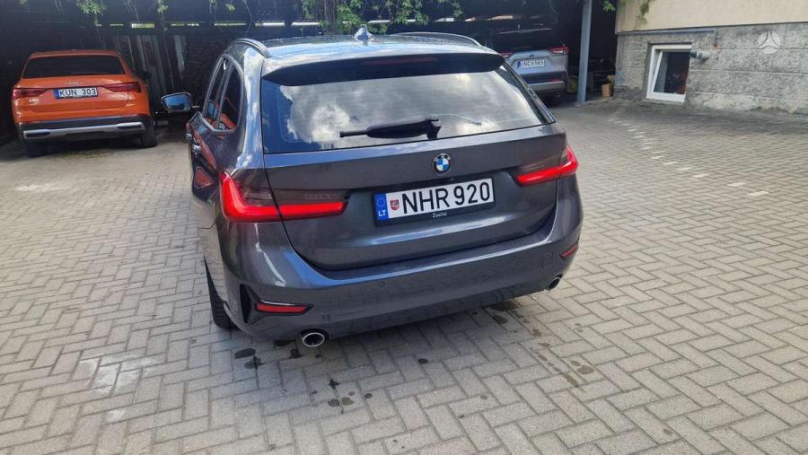 Pelēks BMW 318 2021 Jonava, ar dzinēja tilpumu 2.00 L un nobraukumu 236 tūkst. km par 16500 €, foto 3 vietnē AUTOMOTO.COM.LV