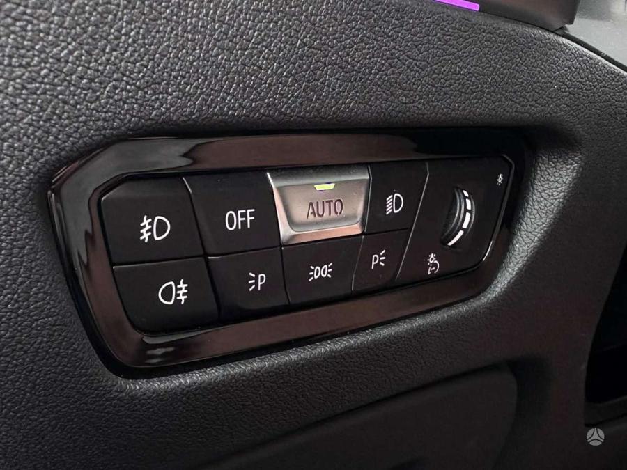 Pelēks BMW 318 2021 Viļņa, ar dzinēja tilpumu 2.00 L un nobraukumu 276 tūkst. km par 15400 €, foto 21 vietnē AUTOMOTO.COM.LV