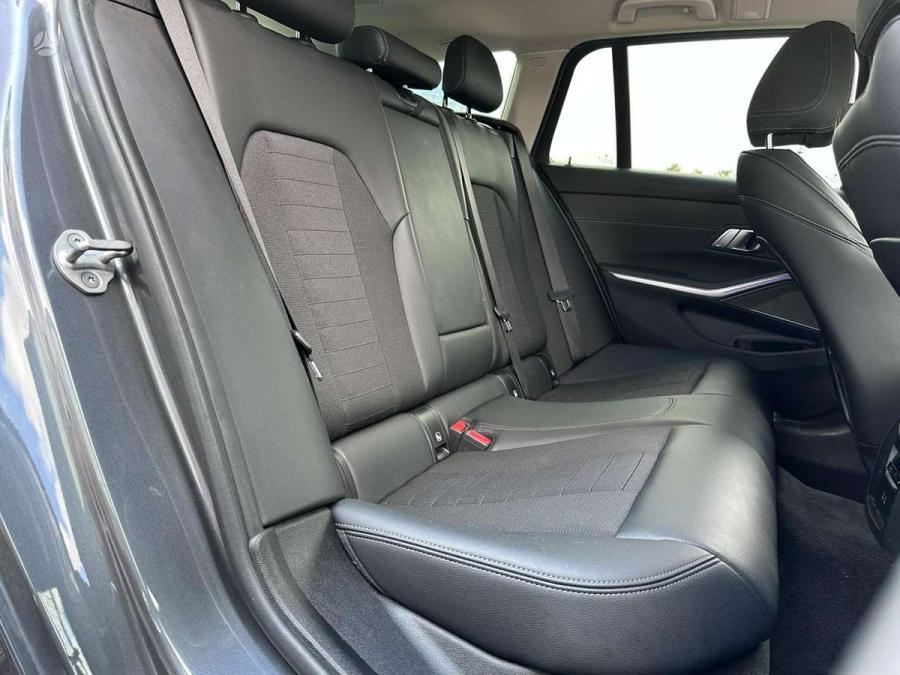 Pelēks BMW 318 2021 Viļņa, ar dzinēja tilpumu 2.00 L un nobraukumu 276 tūkst. km par 15400 €, foto 29 vietnē AUTOMOTO.COM.LV