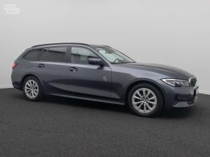 Grey BMW 318 2022 in Kaunas, with an engine capacity of 2.00 L and mileage of 39 thousand km for 29609 €, photo 4 on AUTOMOTO.COM.LV