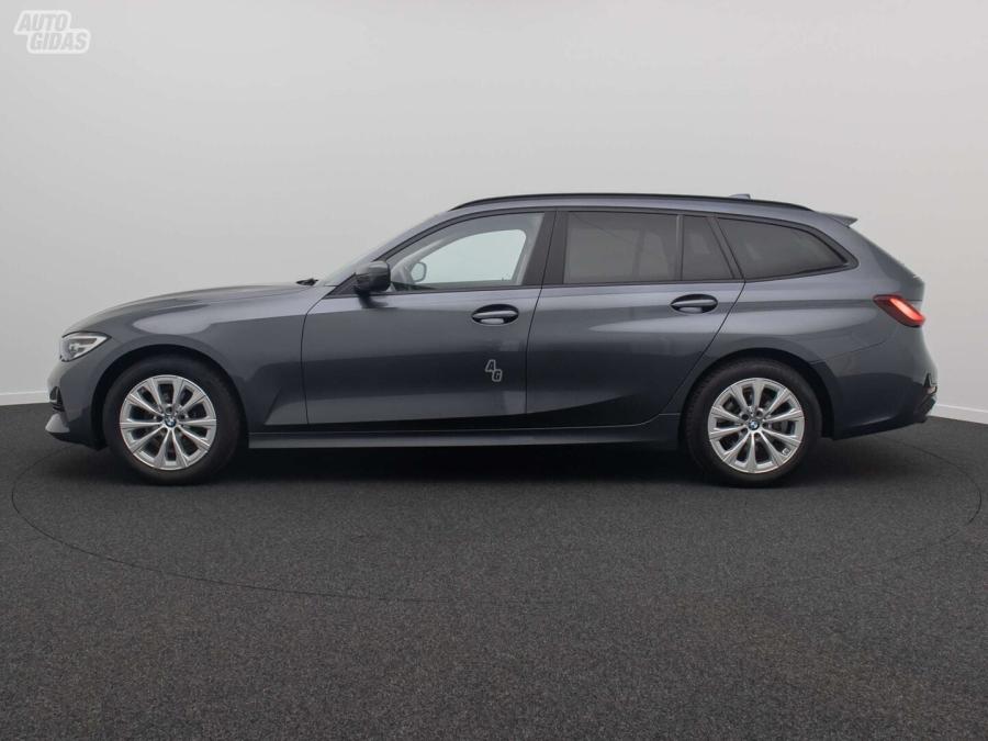 Grey BMW 318 2022 in Kaunas, with an engine capacity of 2.00 L and mileage of 39 thousand km for 29609 €, photo 11 on AUTOMOTO.COM.LV