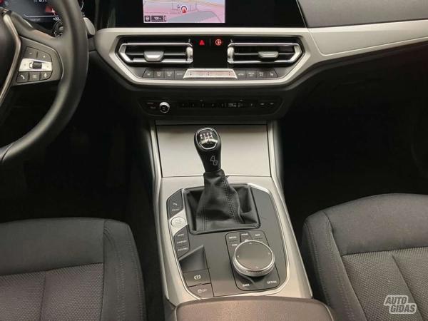 Grey BMW 318 2022 in Kaunas, with an engine capacity of 2.00 L and mileage of 80 thousand km for 24790 €, photo 9 on AUTOMOTO.COM.LV