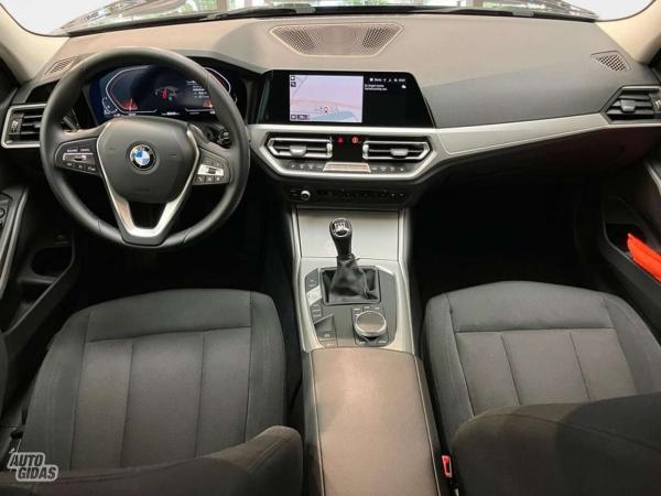 Grey BMW 318 2022 in Kaunas, with an engine capacity of 2.00 L and mileage of 80 thousand km for 24790 €, photo 10 on AUTOMOTO.COM.LV