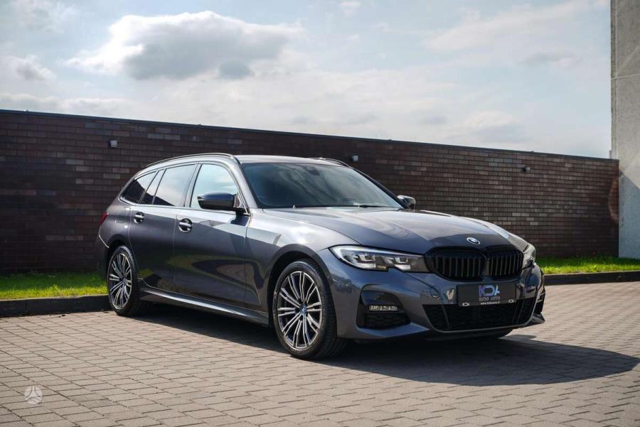 Grey BMW 318 2022 in Marijampole, with an engine capacity of 2.00 L and mileage of 127 thousand km for 21950 €, photo 1 on AUTOMOTO.COM.LV