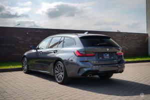 Grey BMW 318 2022 in Marijampole, with an engine capacity of 2.00 L and mileage of 127 thousand km for 21950 €, photo 9 on AUTOMOTO.COM.LV