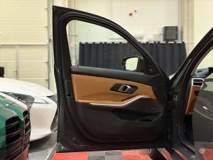 Pelēks BMW 318 2025 Viļņa, ar dzinēja tilpumu 2.00 L un nobraukumu 4 tūkst. km par 33500 €, foto 13 vietnē AUTOMOTO.COM.LV