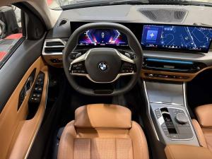Pelēks BMW 318 2025 Viļņa, ar dzinēja tilpumu 2.00 L un nobraukumu 4 tūkst. km par 33500 €, foto 21 vietnē AUTOMOTO.COM.LV