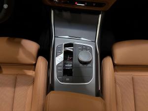 Pelēks BMW 318 2025 Viļņa, ar dzinēja tilpumu 2.00 L un nobraukumu 4 tūkst. km par 33500 €, foto 24 vietnē AUTOMOTO.COM.LV