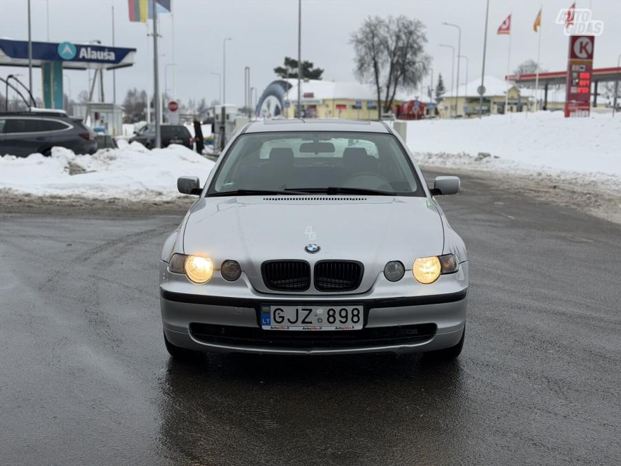 BMW 318 2001 in Utena, with an engine capacity of 1.80 L and mileage of 265 thousand km for 1150 €, photo 2 on AUTOMOTO.COM.LV