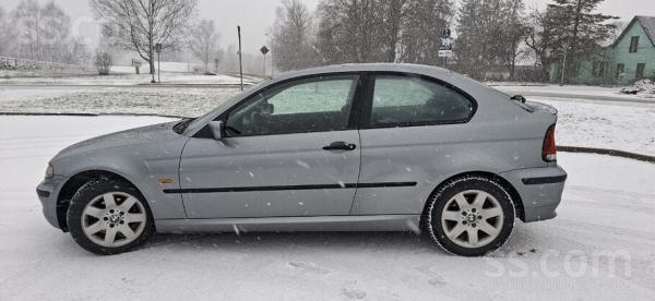 BMW 318 2003 in Cesis, with an engine capacity of 2.00 L and mileage of 269 thousand km for 2650 €, photo 2 on AUTOMOTO.COM.LV