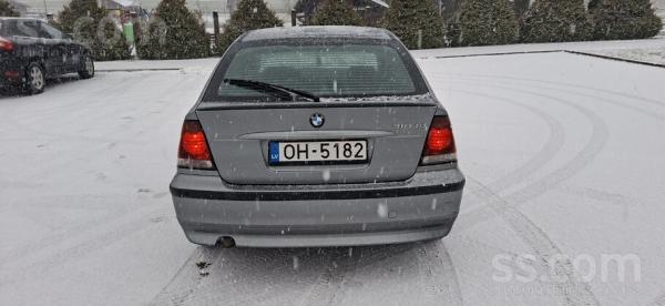 BMW 318 2003 in Cesis, with an engine capacity of 2.00 L and mileage of 269 thousand km for 2650 €, photo 4 on AUTOMOTO.COM.LV