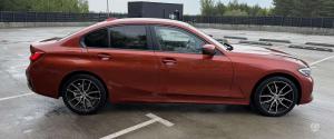 Orange BMW 318 2020 in Vilnius, with an engine capacity of 2.00 L and mileage of 149 thousand km for 17499 €, photo 7 on AUTOMOTO.COM.LV