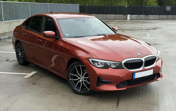 Orange BMW 318 2020 in Vilnius, with an engine capacity of 2.00 L and mileage of 149 thousand km for 17499 €, photo 7 on AUTOMOTO.COM.LV