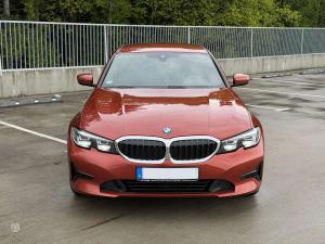 Orange BMW 318 2020 in Vilnius, with an engine capacity of 2.00 L and mileage of 149 thousand km for 17499 €, photo 9 on AUTOMOTO.COM.LV