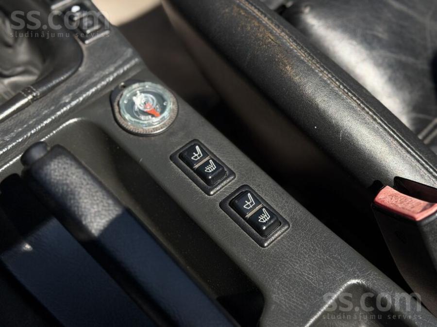 Sarkans BMW 318 1991 Ogre, ar dzinēja tilpumu 1.80 L un nobraukumu 295 tūkst. km par 11900 €, foto 21 vietnē AUTOMOTO.COM.LV