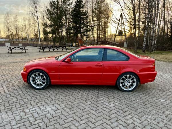 Red BMW 318 2000 in Valmiera, with an engine capacity of 1.80 L and mileage of 157 thousand km for 4850 €, photo 3 on AUTOMOTO.COM.LV