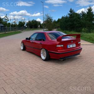 Red BMW 318 1991 in Riga, with an engine capacity of 2.50 L and mileage of 160 thousand km for 4800 €, photo 5 on AUTOMOTO.COM.LV