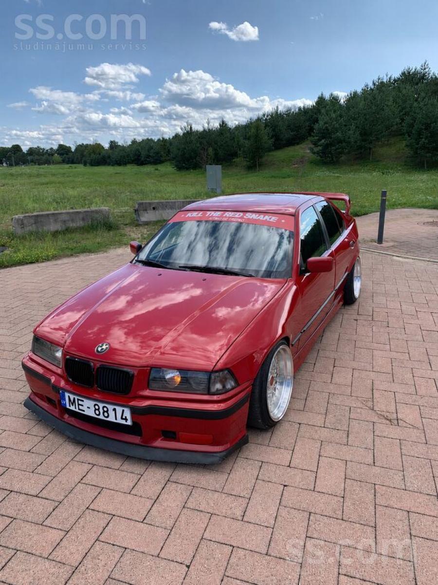Red BMW 318 1991 in Riga, with an engine capacity of 2.50 L and mileage of 160 thousand km for 4800 €, photo 6 on AUTOMOTO.COM.LV