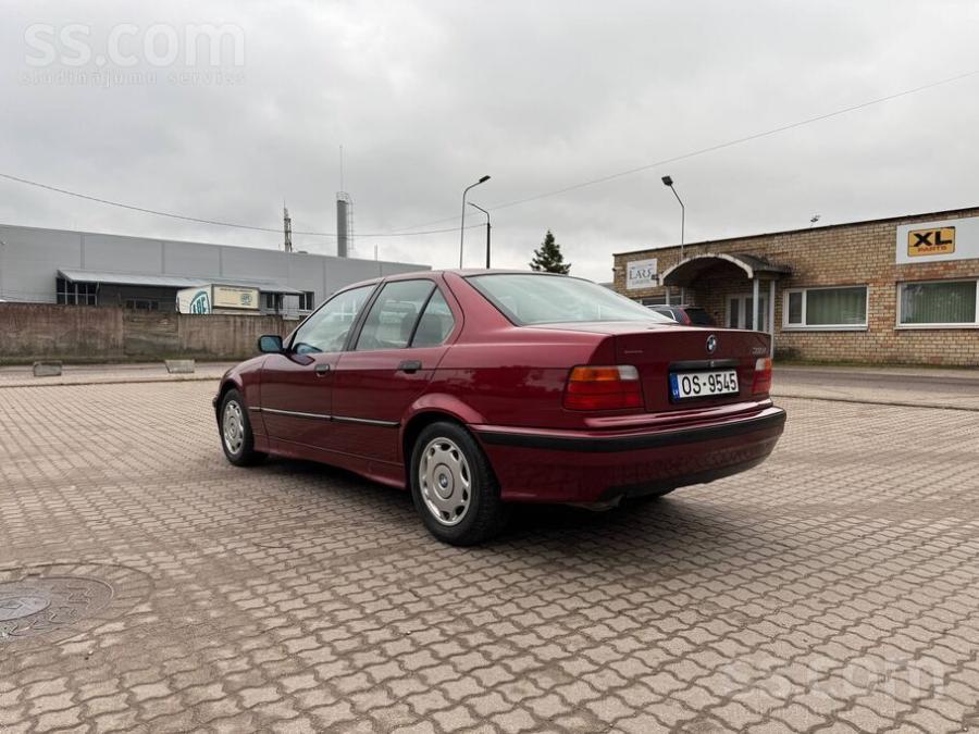Красный БМВ 318 1991 в Рига, объемом двигателя 1.80 л и пробегом 345 тыс. км за 2599 €, фото 5 на AUTOMOTO.COM.LV