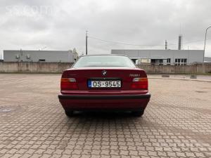 Красный БМВ 318 1991 в Рига, объемом двигателя 1.80 л и пробегом 345 тыс. км за 2599 €, фото 6 на AUTOMOTO.COM.LV