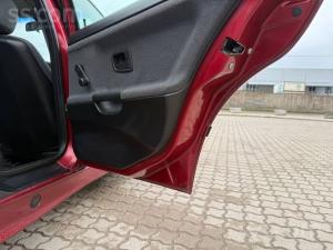 Красный БМВ 318 1991 в Рига, объемом двигателя 1.80 л и пробегом 345 тыс. км за 2599 €, фото 13 на AUTOMOTO.COM.LV