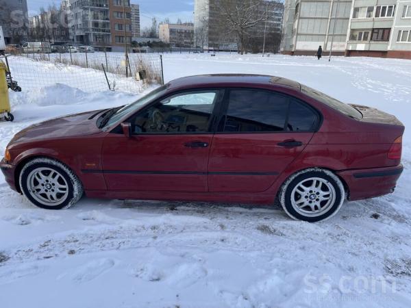Sarkans BMW 318 1998 Rīga, ar dzinēja tilpumu 1.90 L un nobraukumu 253 tūkst. km par 1650 €, foto 7 vietnē AUTOMOTO.COM.LV