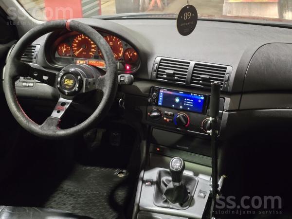 Red BMW 318 1998 in Cesis, with an engine capacity of 1.80 L and mileage of 224 thousand km for 1500 €, photo 7 on AUTOMOTO.COM.LV