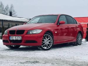Red BMW 318 2005 in Jelgava, with an engine capacity of 2.00 L and mileage of 268 thousand km for 2690 €, photo  on AUTOMOTO.COM.LV