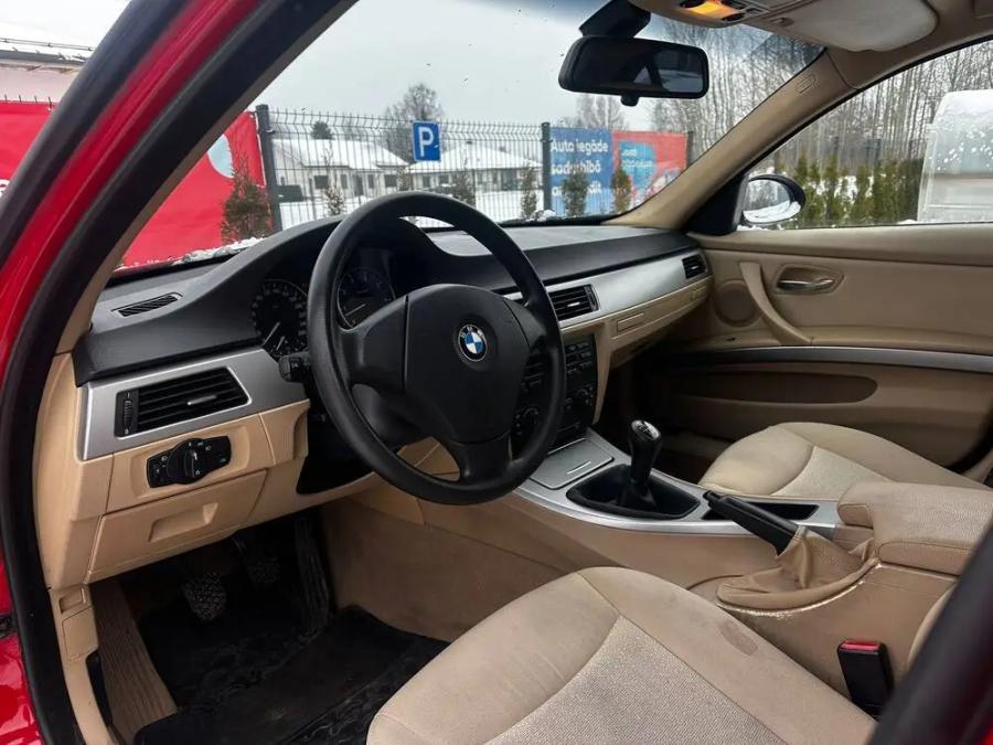 Sarkans BMW 318 2005 Jelgava, ar dzinēja tilpumu 2.00 L un nobraukumu 268 tūkst. km par 2690 €, foto 9 vietnē AUTOMOTO.COM.LV