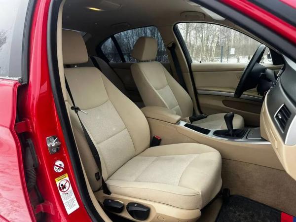 Sarkans BMW 318 2005 Jelgava, ar dzinēja tilpumu 2.00 L un nobraukumu 268 tūkst. km par 2690 €, foto 10 vietnē AUTOMOTO.COM.LV