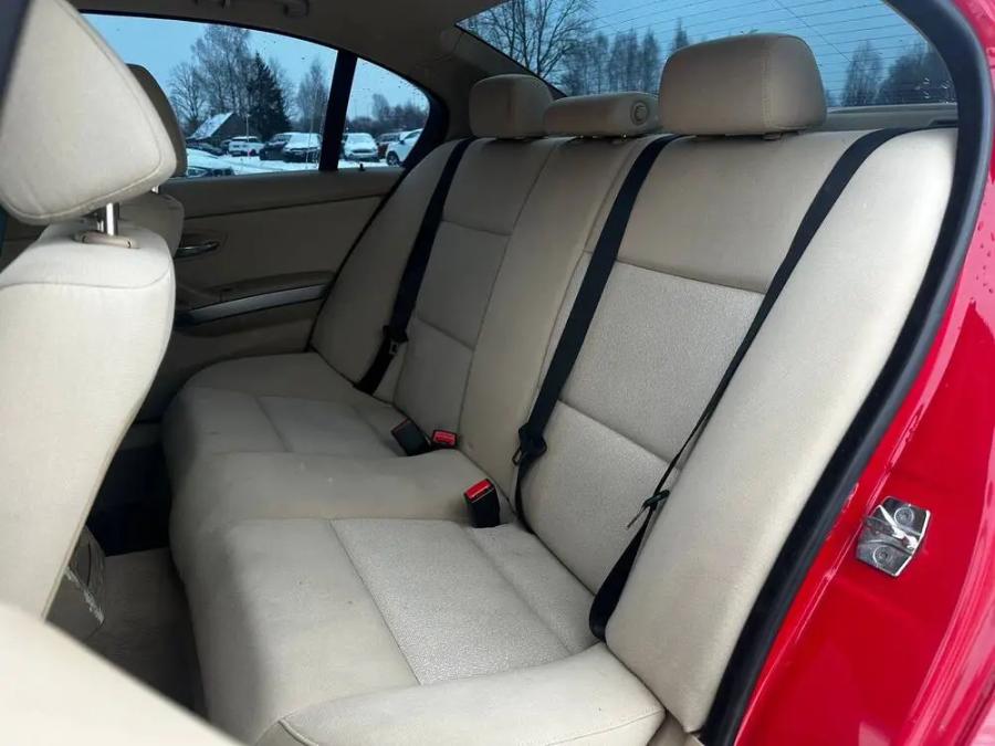 Sarkans BMW 318 2005 Jelgava, ar dzinēja tilpumu 2.00 L un nobraukumu 268 tūkst. km par 2690 €, foto 15 vietnē AUTOMOTO.COM.LV