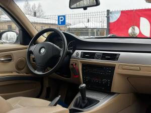 Sarkans BMW 318 2005 Jelgava, ar dzinēja tilpumu 2.00 L un nobraukumu 268 tūkst. km par 2690 €, foto 16 vietnē AUTOMOTO.COM.LV