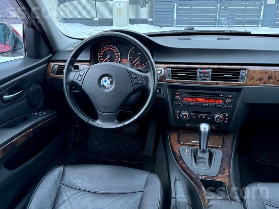 Sarkans BMW 318 2007 Rīga, ar dzinēja tilpumu 2.00 L un nobraukumu 190 tūkst. km par 3580 €, foto 12 vietnē AUTOMOTO.COM.LV